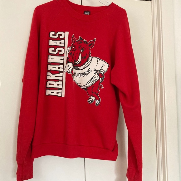 Tops | Vintage Arkansas Razorback Logo Sweatshirt | Poshmark